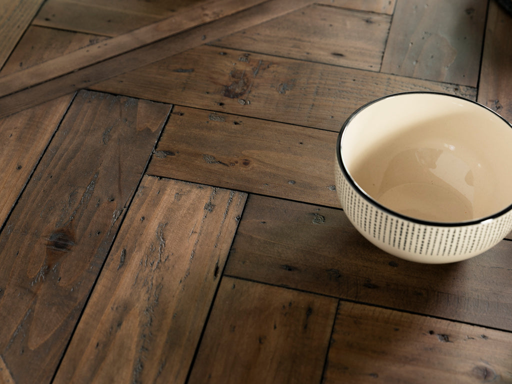 Tulsa Dark Extendable Dining Table (140cm - 180cm)